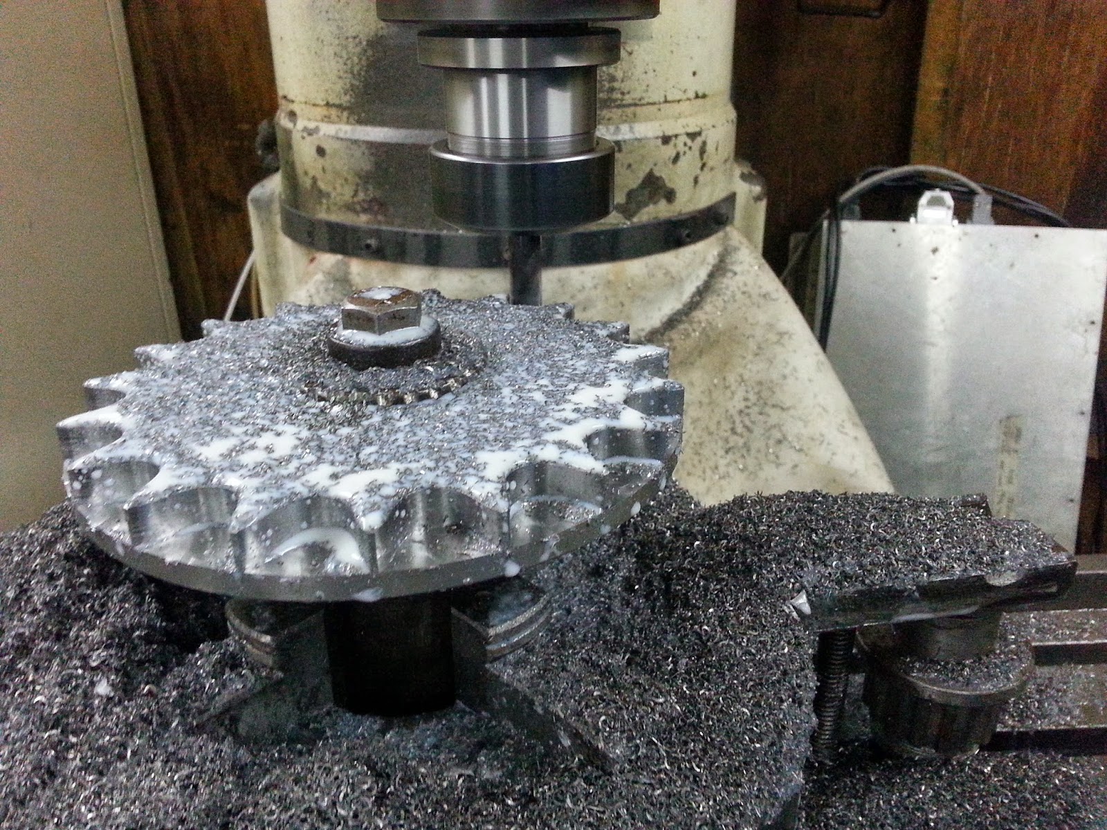 Mechanical Works with fidelity!: Machining Sprocket on VMC instead of ...